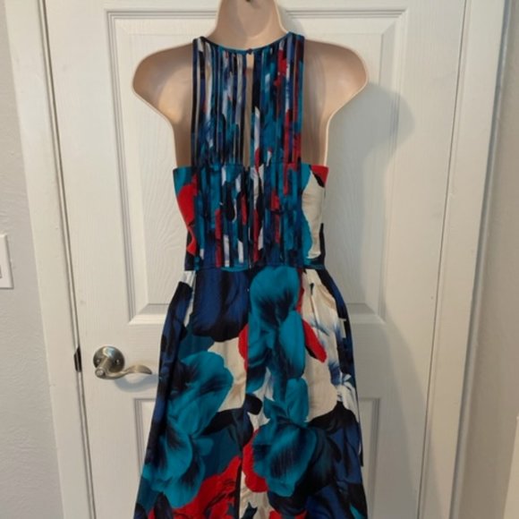ANTONIO MELANI | Dresses | Antonio Melani Classy Cute Back Flower Dress ...